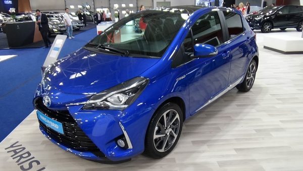Nuove auto ibride Toyota, le novità su molti modelli, curiosi?